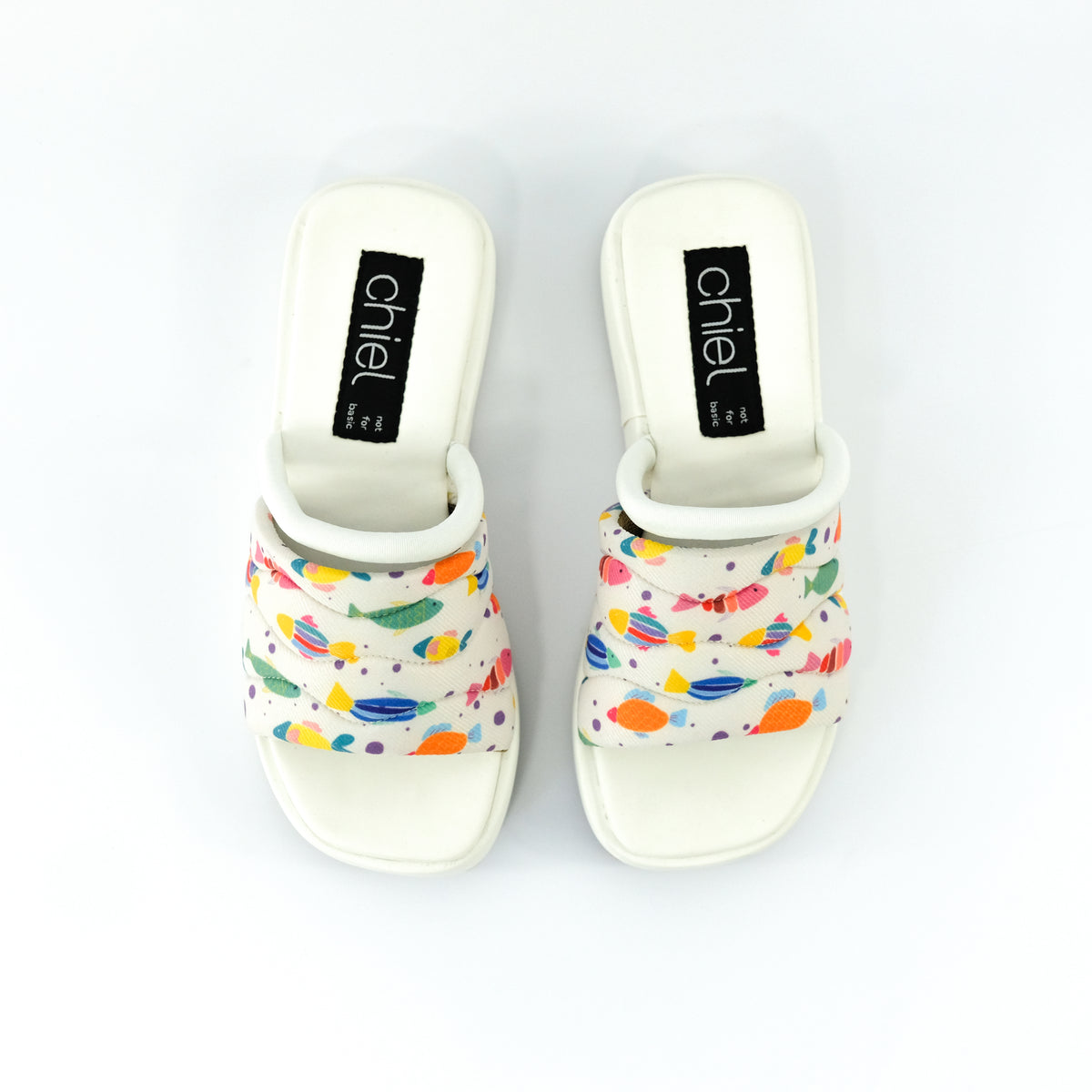 SELENA MOANA – Chiel