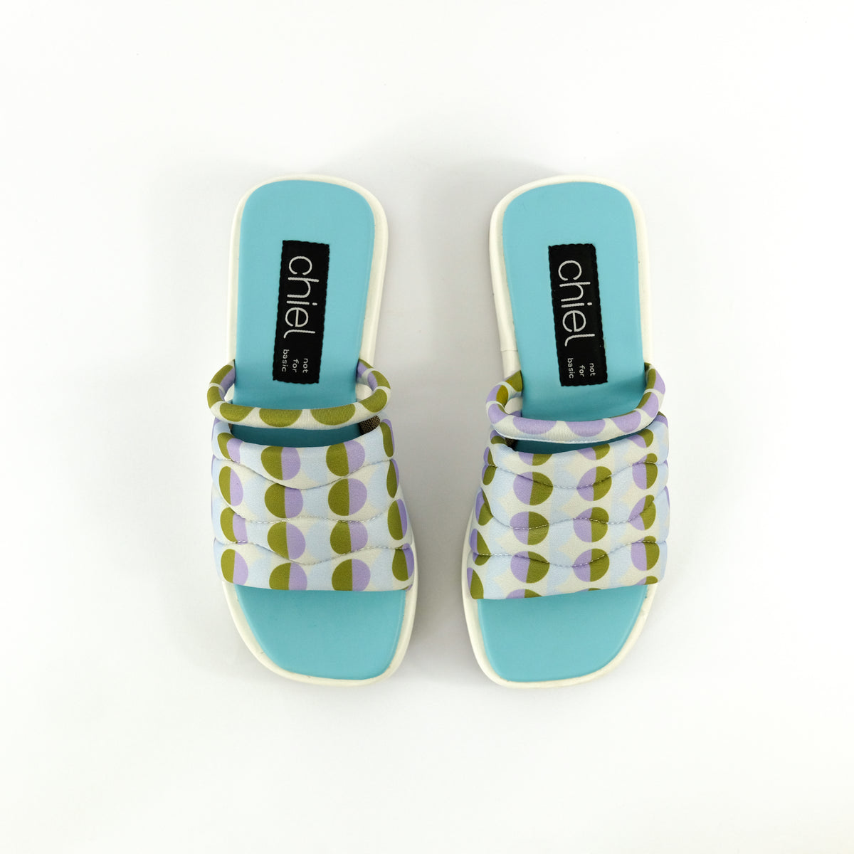 SELENA DONA – Chiel